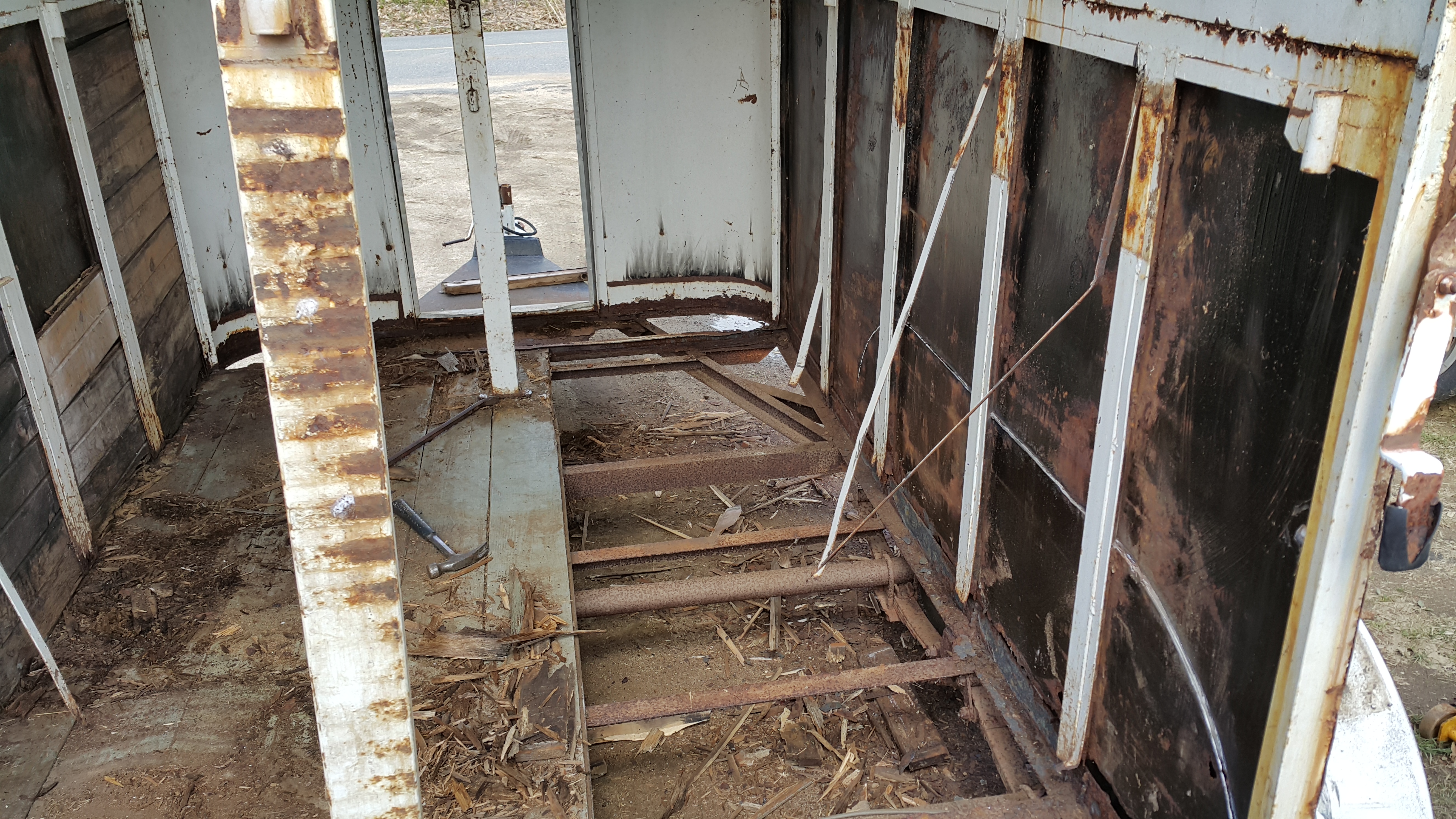 Portable Blacksmith shop - Building, Designing a Shop - I Forge Iron