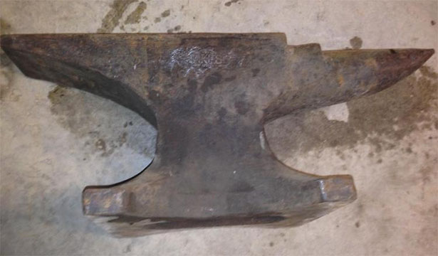 Old anvil found in barn - Anvil Reviews by brand - I Forge Iron
