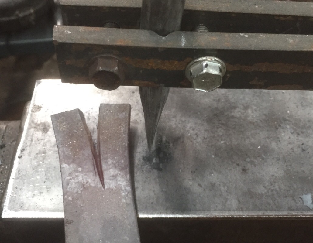 Chisel holder / fullering tool - Tools, general discussion - I Forge Iron