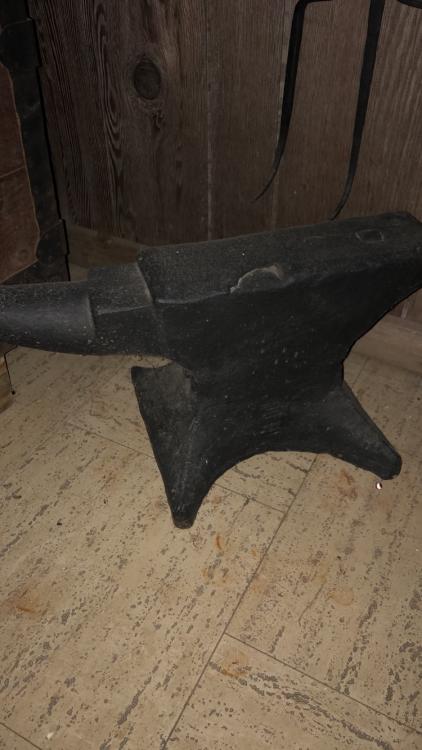 M&H Armitage Mouse Hole Anvil Questions - Anvils, Swage Blocks, and ...