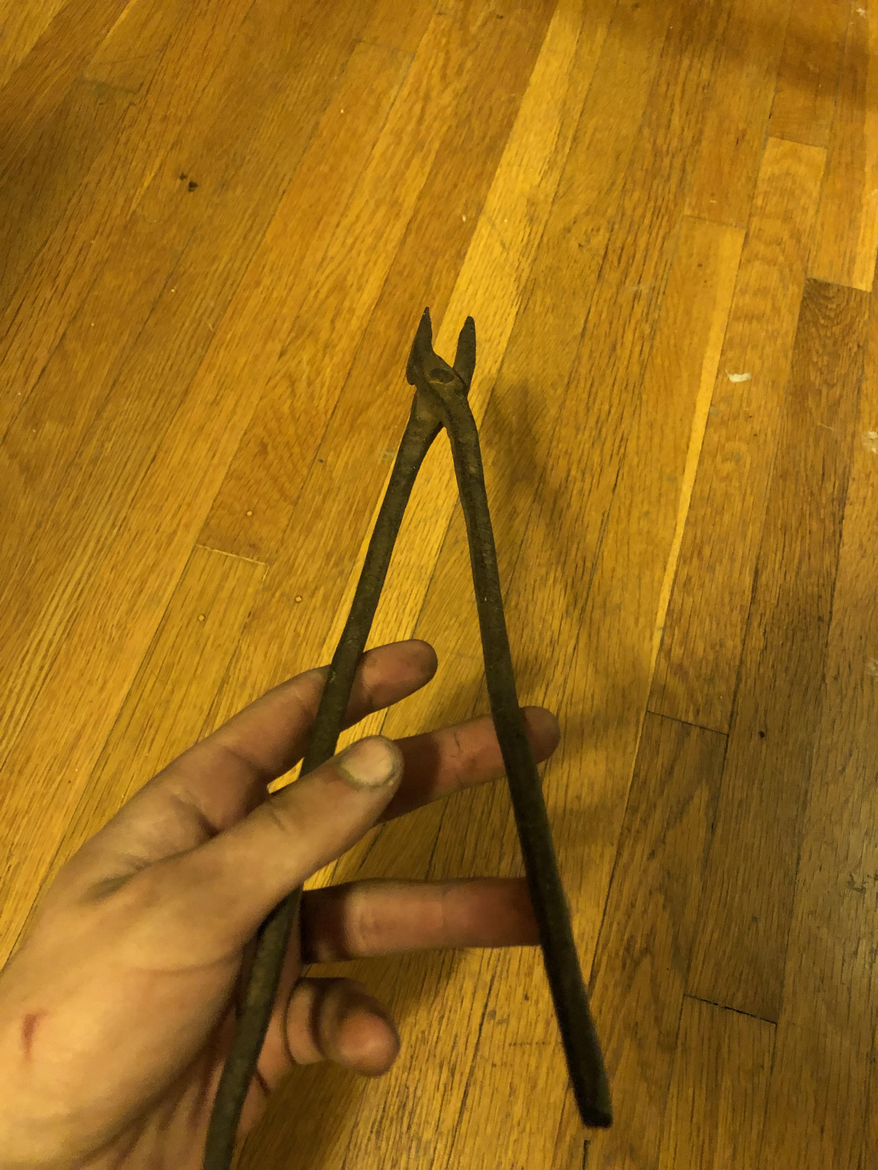 200 year old colonial tongs - Tongs - I Forge Iron