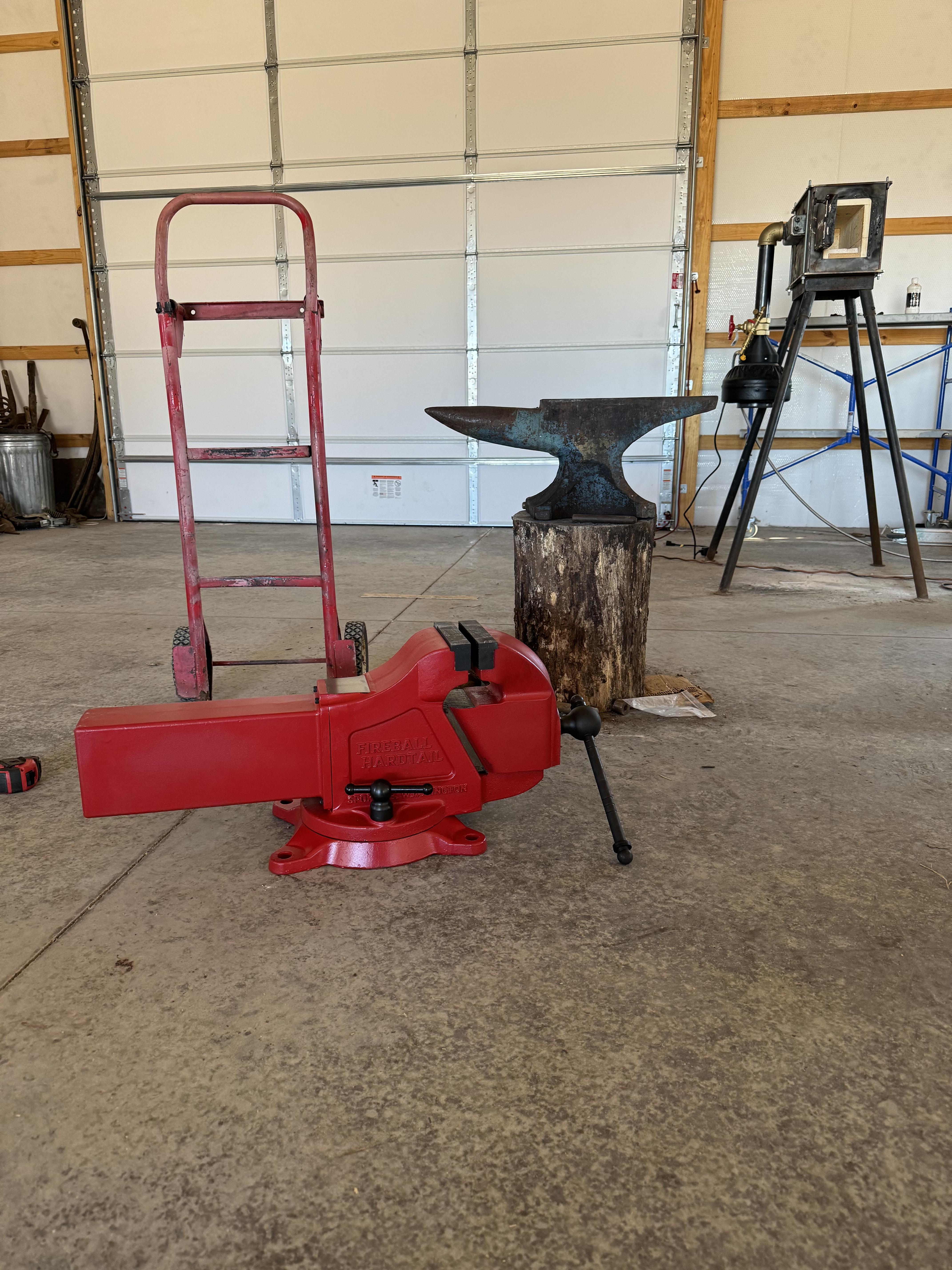 Added a big machinist vise - Vises - I Forge Iron