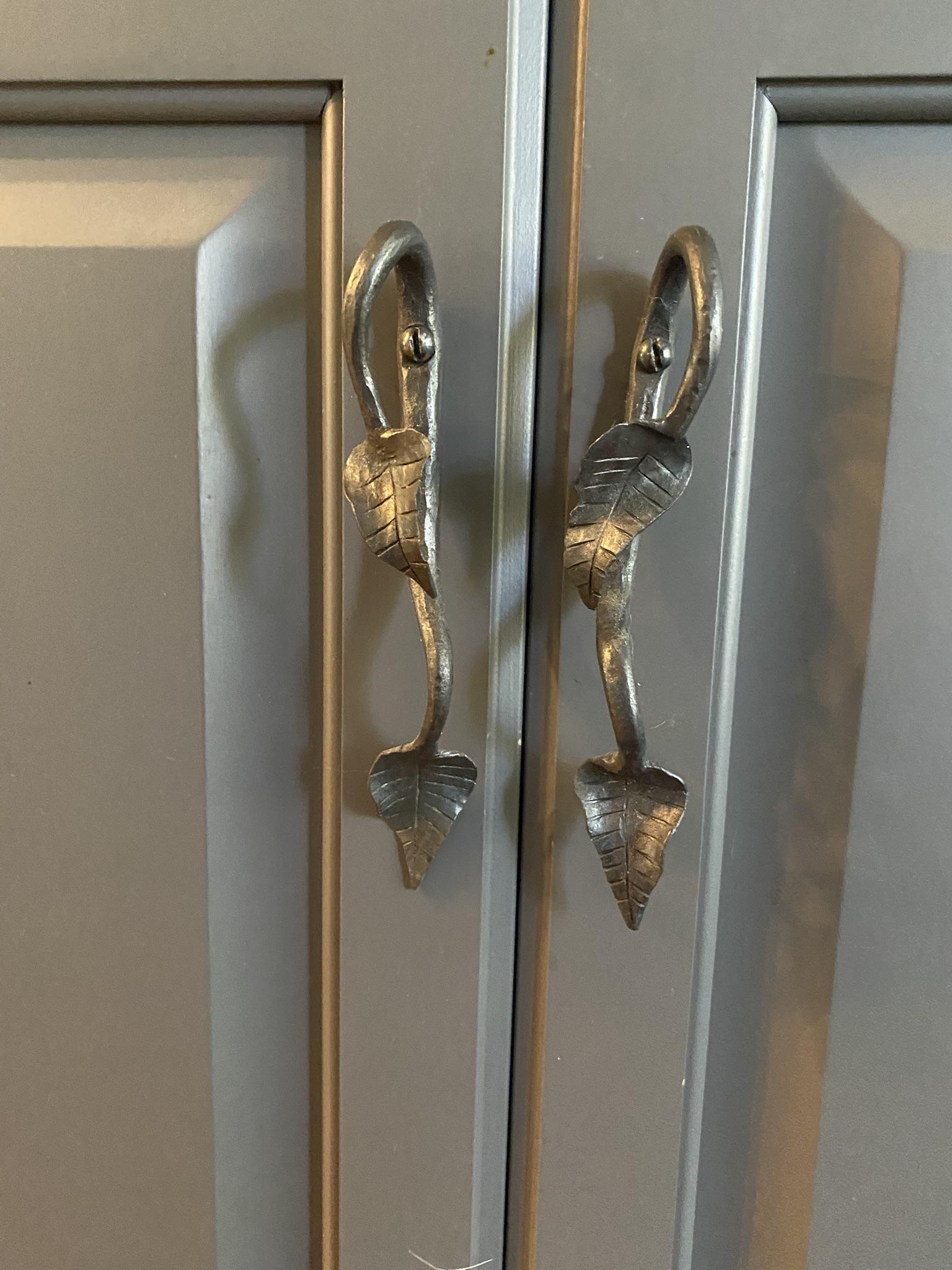Looking for advice for Kitchen Cabinet Drawer Pull designs ...